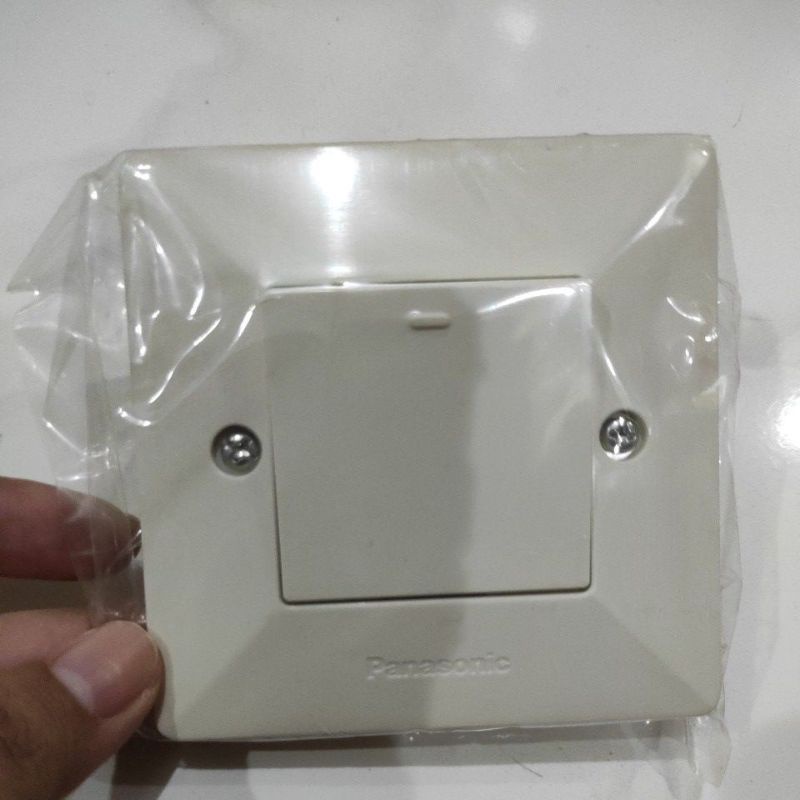 Jual SAKLAR PANASONIC TIPE FLASIMO WCJP51181 | Shopee Indonesia