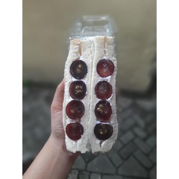 Jual Grape vanilla sando / fruit sando / fruit sandwich / fruit sando ...