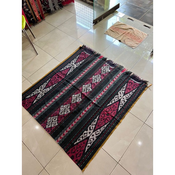 Jual Kain Tenun Etnik Dayak Kalimantan Tenun Ikat Blanket Motif Ukir ...