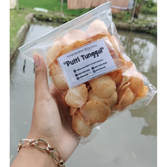 Jual KERUPUK SINGKONG PEDAS ORIGINAL JUMBO LARGE (PIKDA) | Shopee Indonesia