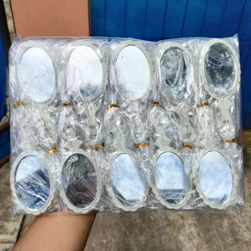Jual isi 100 pcs souvenir pernikahan cermin oval kemas plastik souvenir ...
