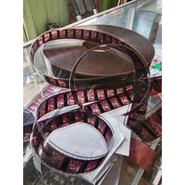 Jual Roll film 35mm 1m / Klise film bioskop. Film Bioskop lebar 35mm ...