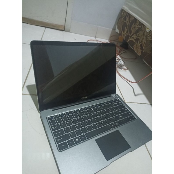 Jual laptop zyrek | Shopee Indonesia