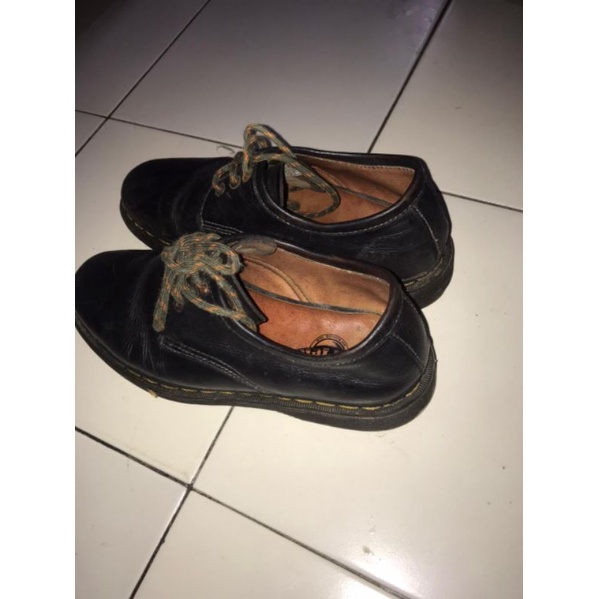 Jual Docmart Dr Martens | Shopee Indonesia