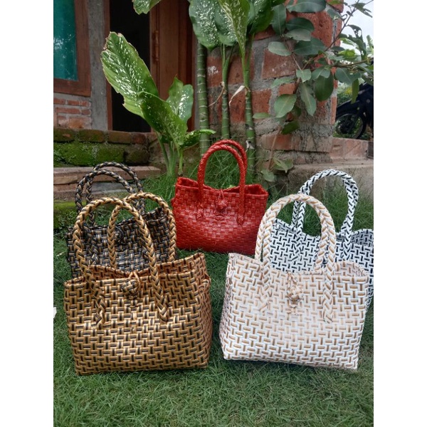 Jual Tas anyam jaly premium xs patty/tas cantik by cayrabaghandmade ...