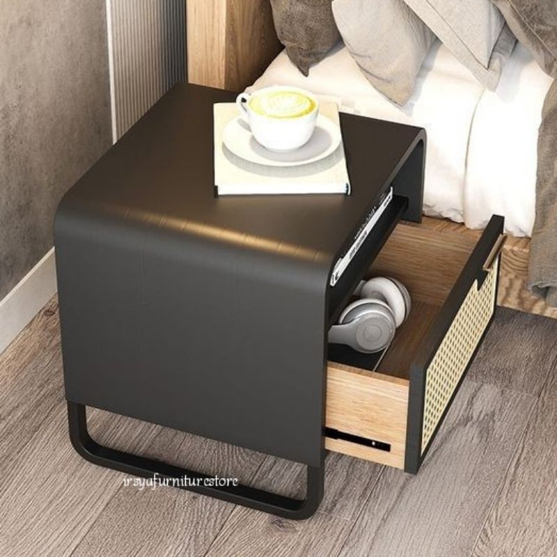 Jual Bedside Table - Meja Nakas Jati - Meja Samping Tempat Tidur Kayu ...