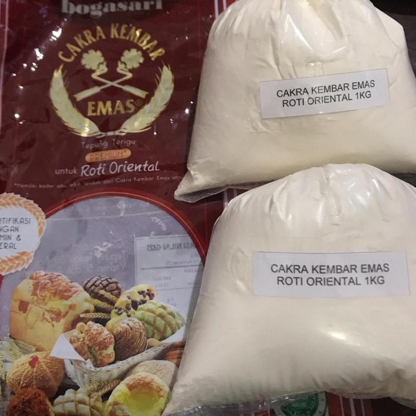 Jual Instan--Tepung Cakra Kembar Emas Emas Roti Oriental Repack 1kg ...