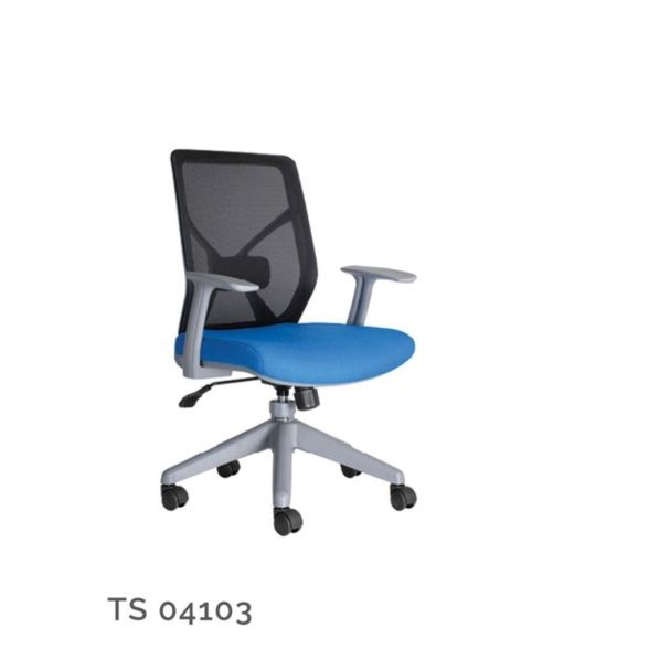 Jual Kursi Kantor/Kursi Kerja CHAIRMAN AXIS VIP TS04103 Molek Furniture ...