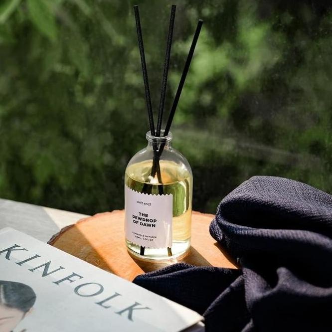 Jual THE DEWDROP OF DAWN - REED DIFFUSER 100ML SNIFF DF5446GDE23G | Shopee Indonesia