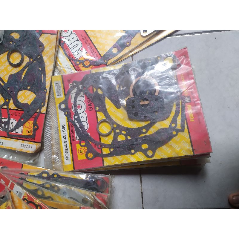 Jual gasket paking perpak fullset topset full honda s90z s90 s 90 z nos | Shopee Indonesia