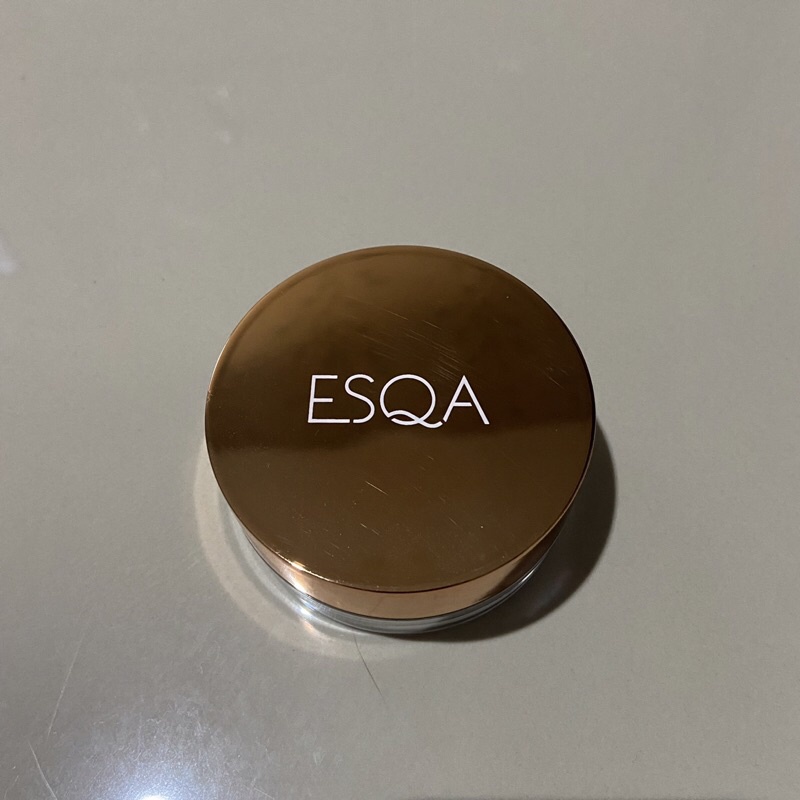 Jual Esqa Setting Powder Translucent (Like New) | Shopee Indonesia
