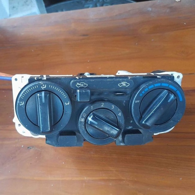Jual Panel AC Saklar Switch Putaran AC Utama Nissan Grand Livina ...