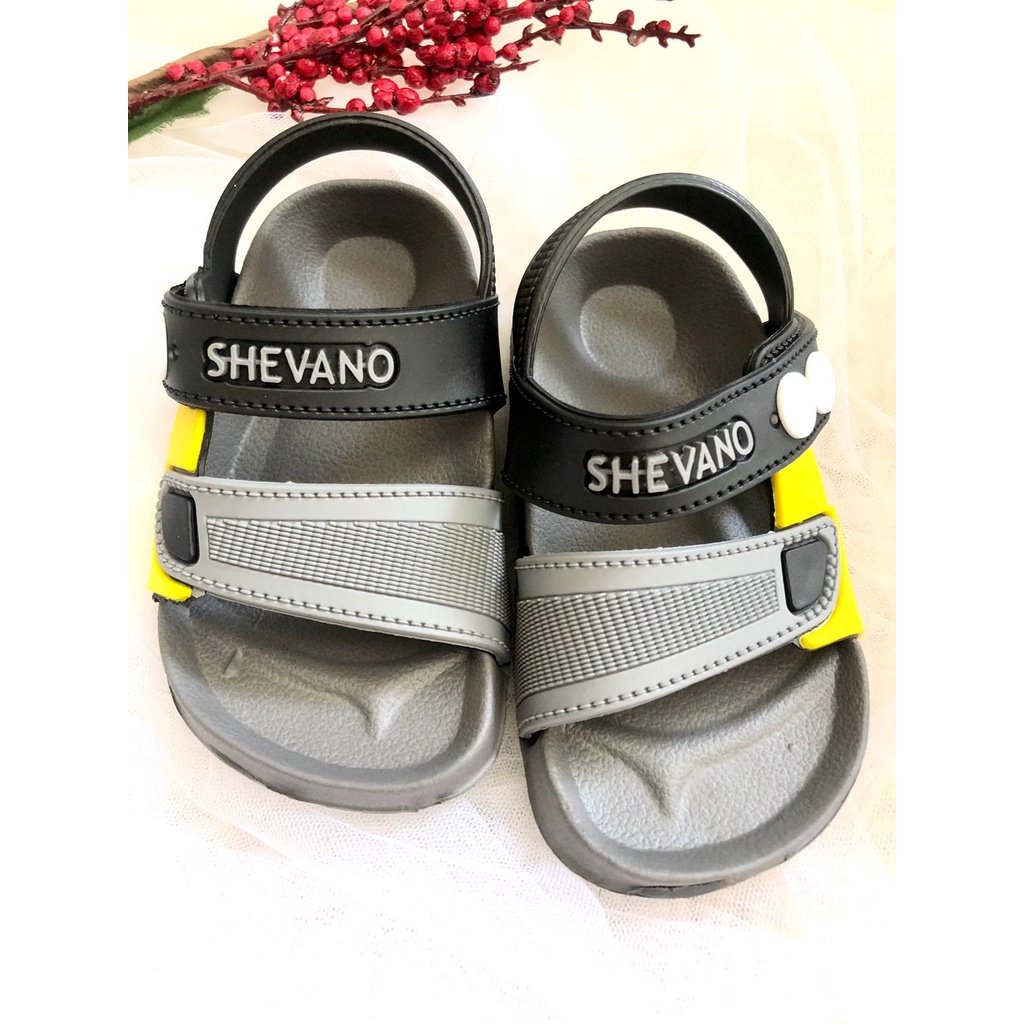 Jual Sandal Gunung Anak Laki Laki Karet Usia 1 2 3 4 Tahunc | Shopee ...
