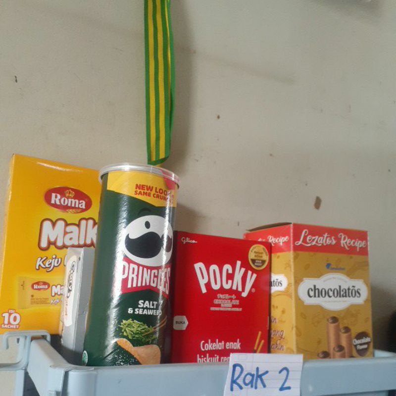 Jual Paket Snack Rak 2 + snack 10 macam | Shopee Indonesia