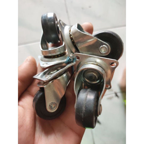 Jual roda kecil roda rak roda cabinet roda mini 1.5" putar | Shopee ...