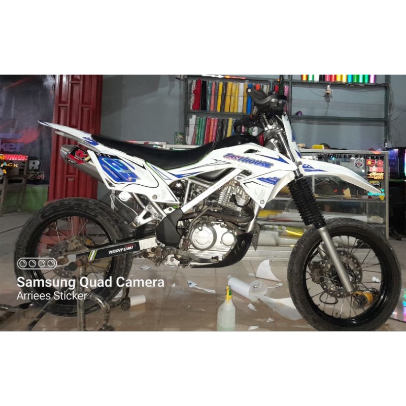Jual Sticker Decals Fullbody Kawasaki Dtracker Custom Minimalis Stiker ...