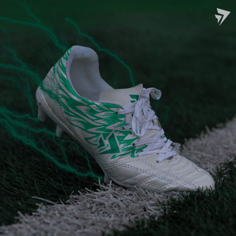 Jual ( OBRAL ) Sepatu Bola Sevspo Garuda Made in Indonesia Original ...