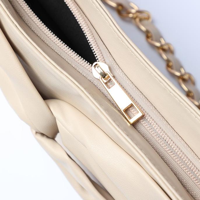 Jual MINISO Tas Bahu Tas Selempang Tas Pundak Rantai Elegan Shoulder Bag | Shopee Indonesia