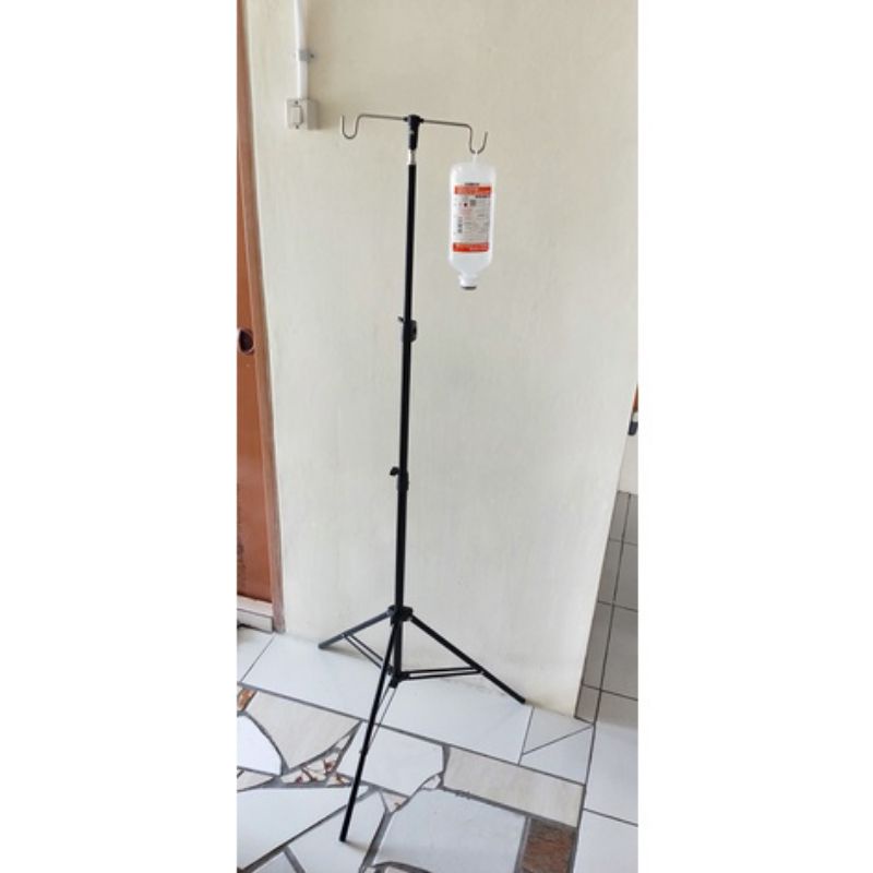 Jual Tiang Lampu Portable Tripod gantungan infus portable 2,1 meter ...