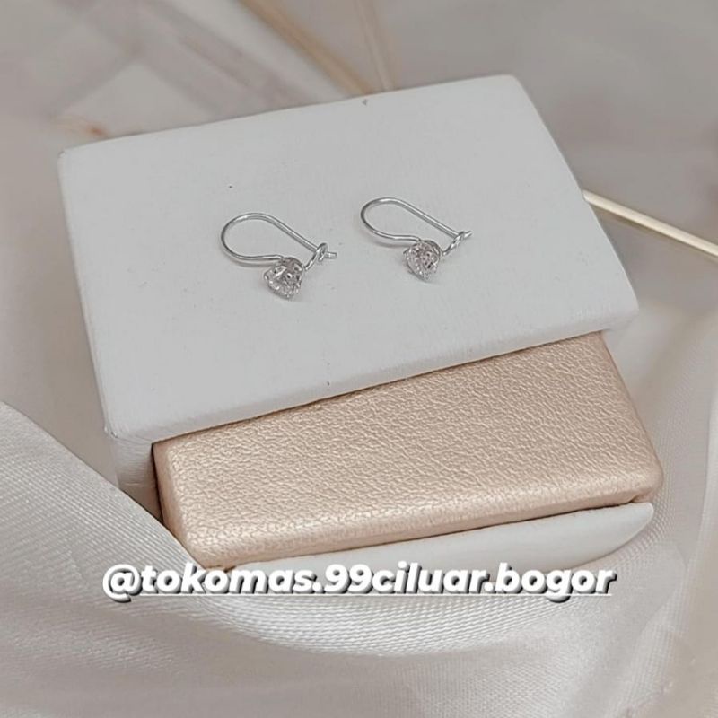 Jual Anting Kait Desy (Putih 750/17K) | Shopee Indonesia