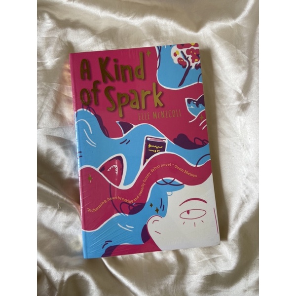 Jual A Kind of Spark by Elle McNicoll | Shopee Indonesia