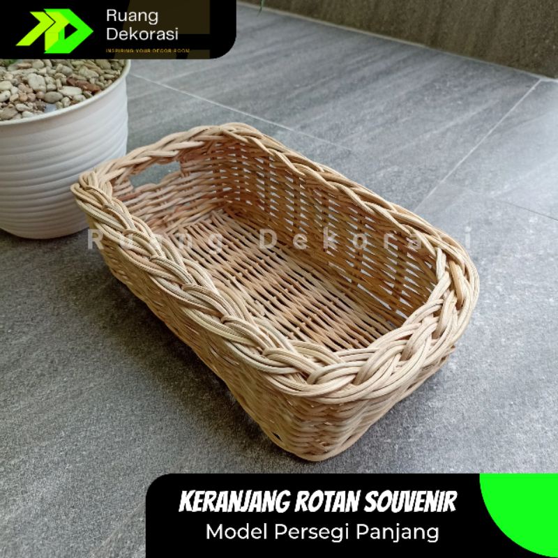 Jual Keranjang Rotan Souvenir Persegi Panjang Box Rotan Hampers Rotan ...
