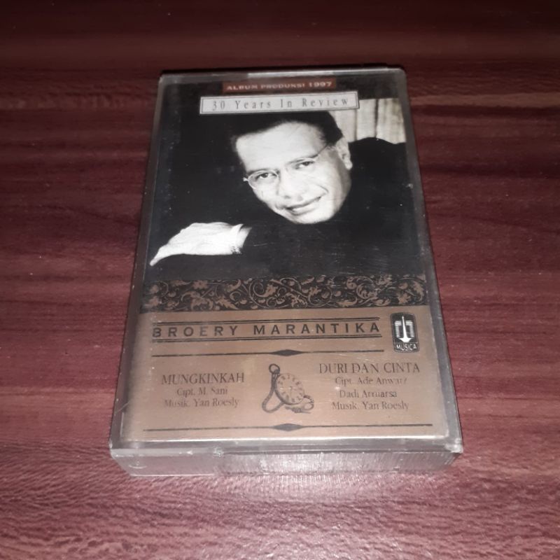 Jual Kaset BROERY MARANTIKA - 30 Years In Review | Shopee Indonesia
