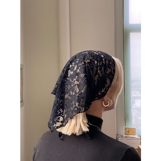 Jual Lace Triangle Headscarf - color options | Shopee Indonesia