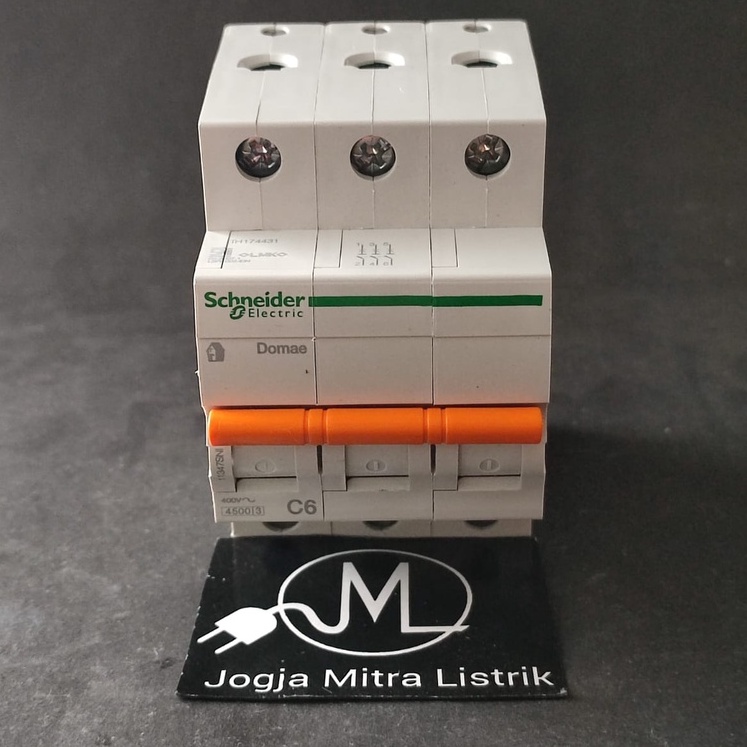 Jual MCB DOMAE SCHNEIDER 3 PHASE 6 AMPERE | Shopee Indonesia