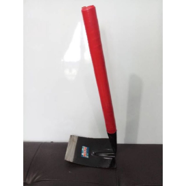 Jual cangkul kecil/ kored rumput,cangkul gagang merah,merk random ...
