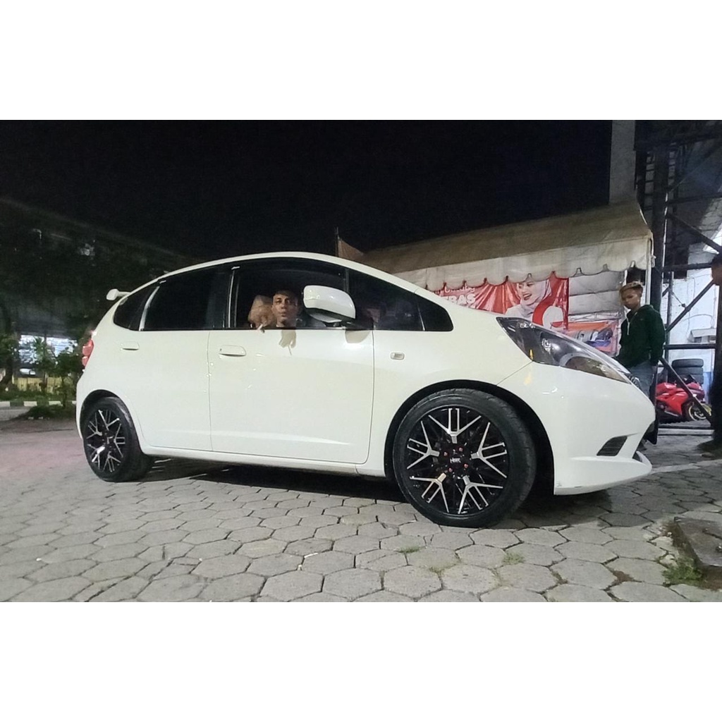 Jual VELG MOBIL HONDA JAZZ R 16 HSR BENAWA R16X7 H8X100-114,3 ET42 ...