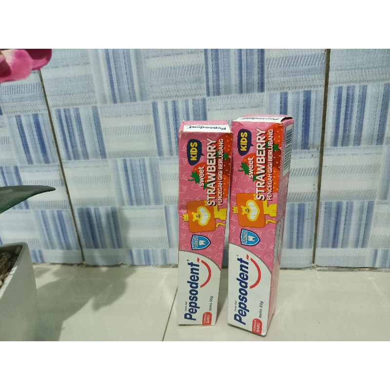 Jual Pepsodent Kids Pasta Gigi Sweet Strawberry 50 g | Shopee Indonesia