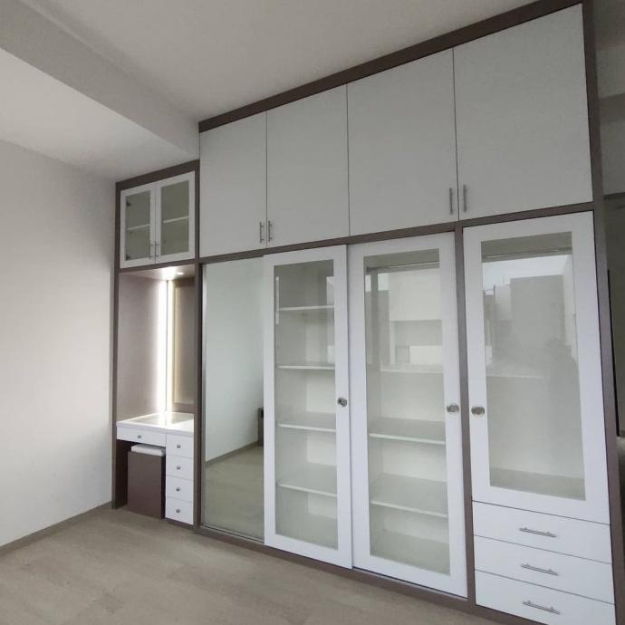 Jual monggo] WARDROBE MINIMALIS FINISHING HPL uk 3,54m x 3,2m | Shopee ...
