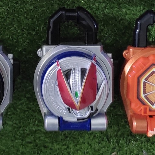 Jual SG GP KAMEN RIDER GAIM : LOCKSEED DEN-O KUUGA DECADE OZU KACHIDOKI ...