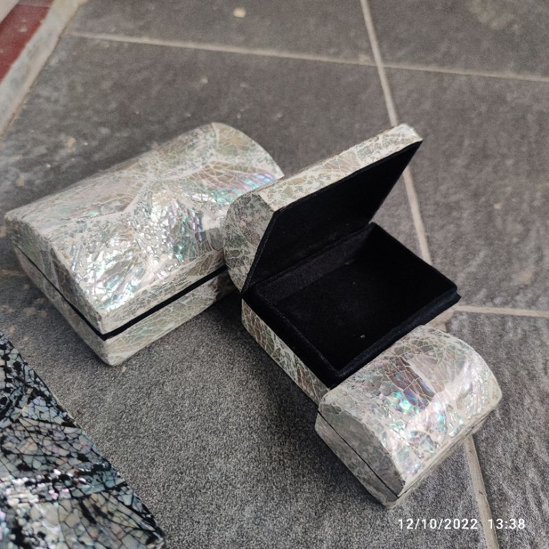 Jual shell jewellery box kotak perhiasan kerang set | Shopee Indonesia