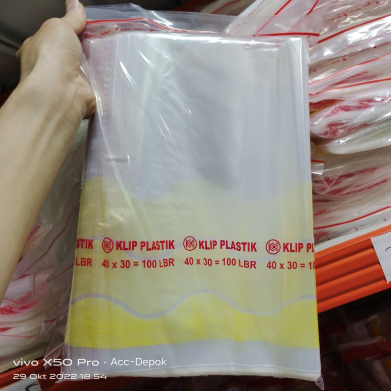 Jual PLASTIK ZIP LOCK 25X35CM PLASTIK KLIP ZIPLOCK CLIP 25X35 CM 100 ...