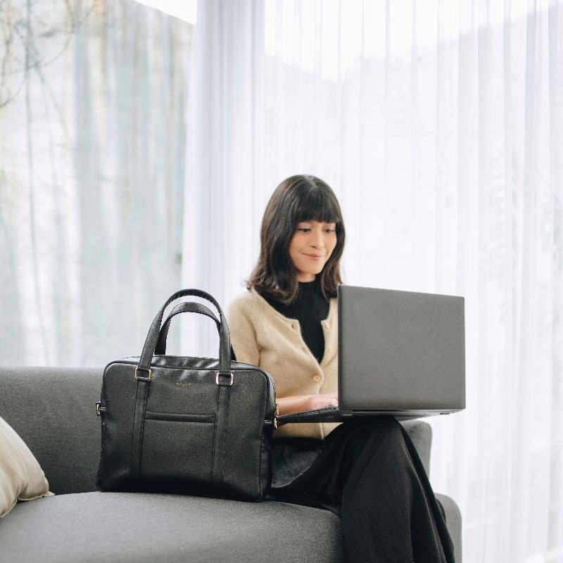 Jual YOURKALLE Carrie - Tas Laptop Wanita 14 inch | Shopee Indonesia