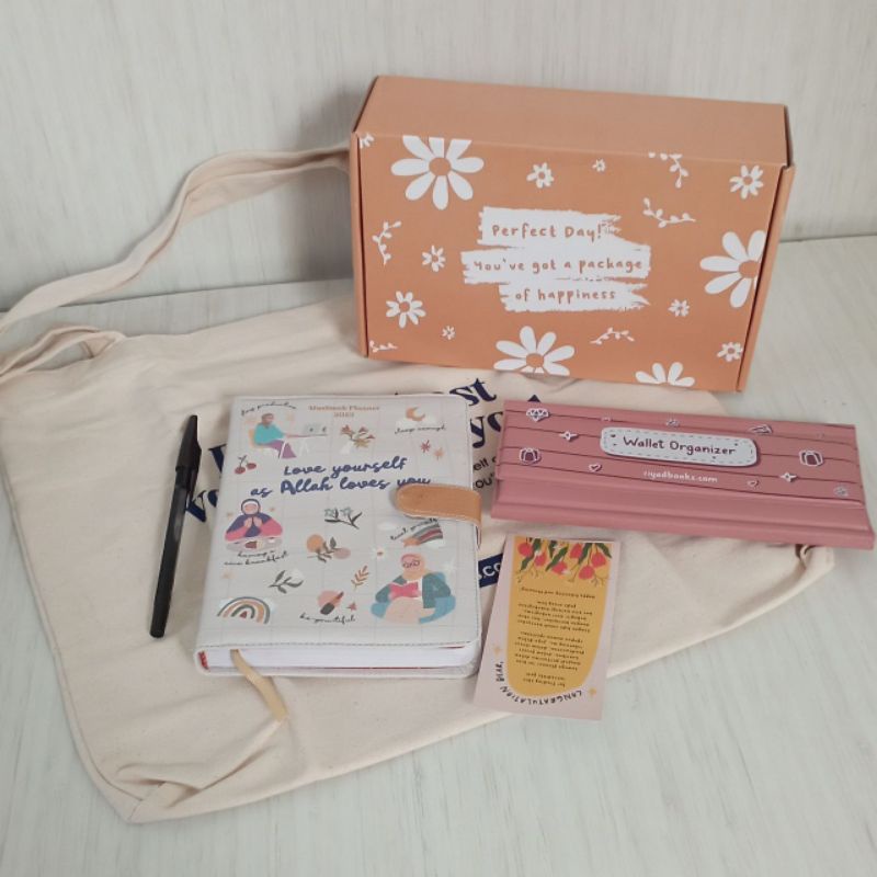 Jual Muslimah Planner 2023 (ziyad) | Shopee Indonesia