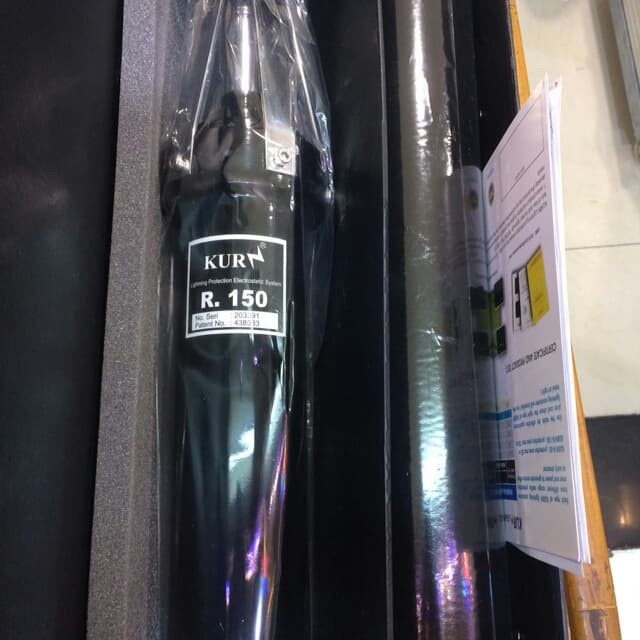 Jual Perlengkapan Listrik Penangkal Petir Kurn R150 Box Hitam | Shopee ...
