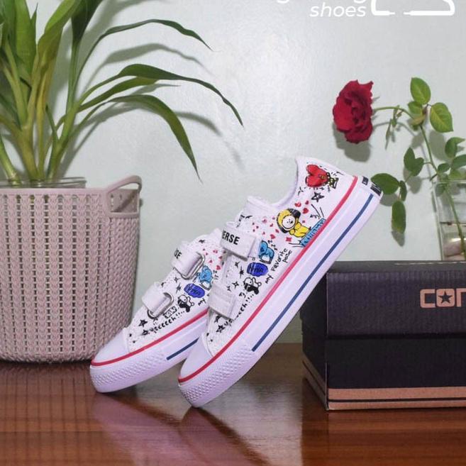 Jual Tren Terbaru Sepatu bts pink convers cewek cowok kartun karakter ...