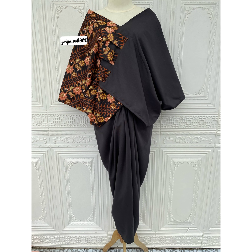 Jual SET KEBAYA CROP TOP ETNIK BATIK LURIK MODEL OVER SIZE PREMIUM TERMURAH | Shopee Indonesia