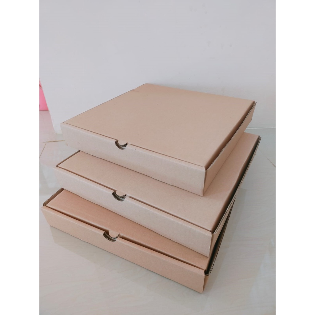 Jual Box Pizza/ Kardus Kemasan UK 30x30x5cm Die Cut polos | Box Makanan ...