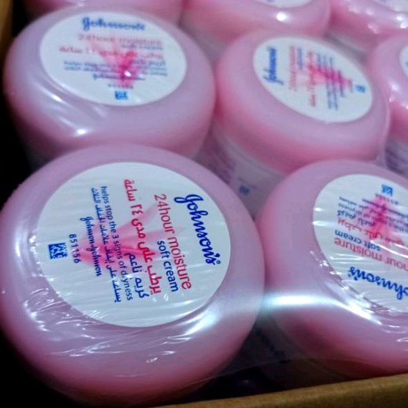 Jual Johnsons 24hour Moisture Soft Cream Saudi 200 ml | Shopee Indonesia