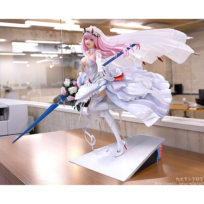 Jual PVC 1/7 Scale Zero Two : For My Darling - Darling in the FranXX ...