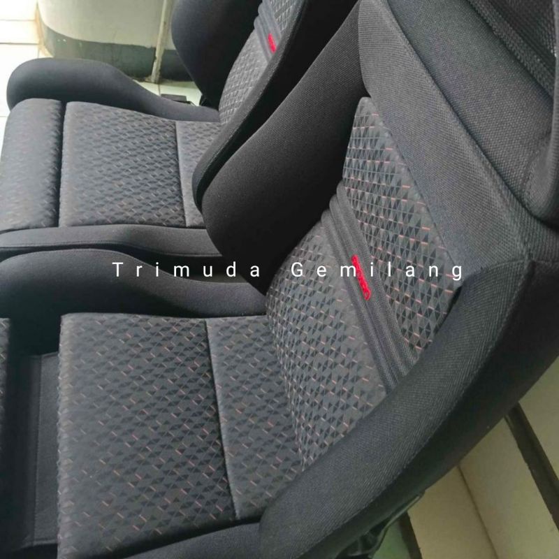 Jual Bahan Jok Mobil Hitam Bertekstur Merah Original Honda Brio,Cocok ...