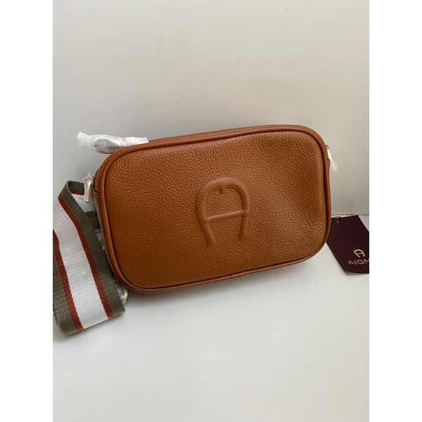 Jual Aigner NORA CAMERA BAG XS cognac | Shopee Indonesia