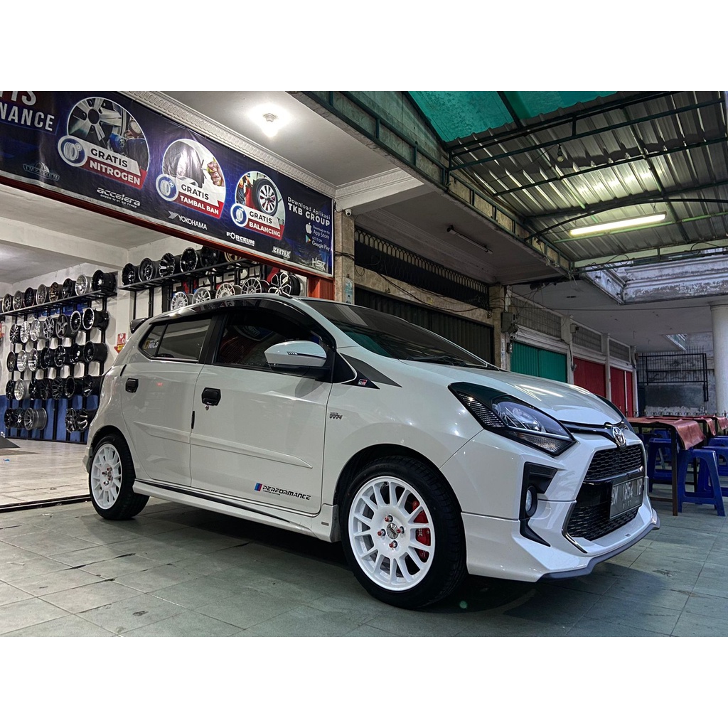 Jual velg mobil agya r 16 hsr fe02 R16X7 H4X100 ET42 | Shopee Indonesia
