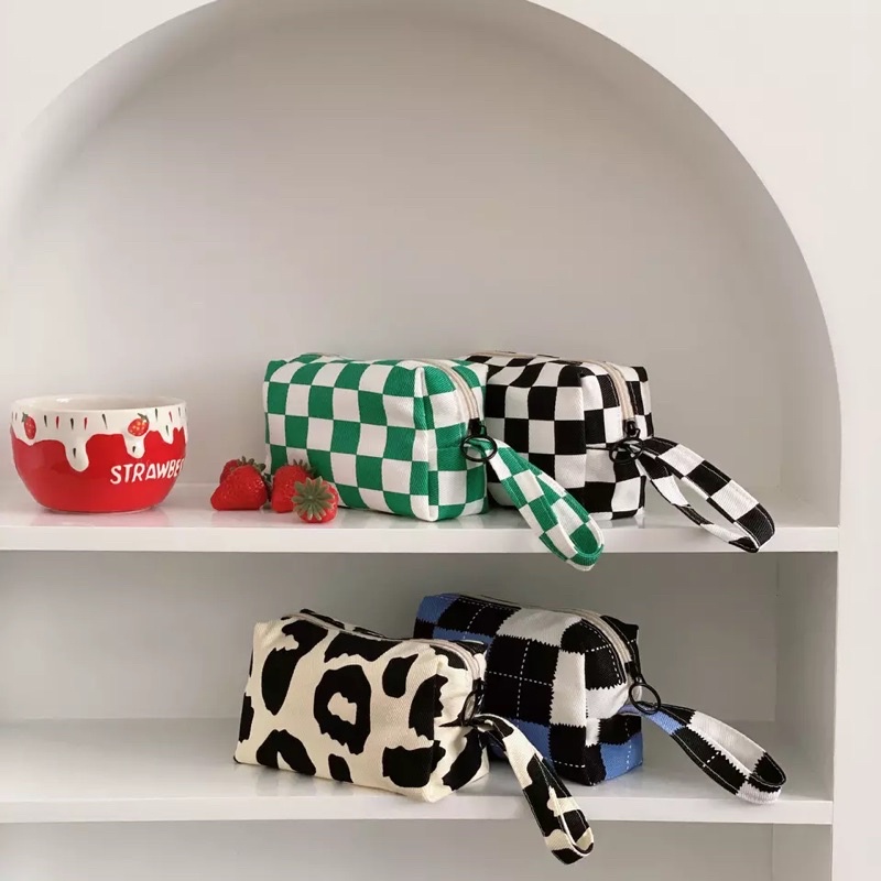 Jual Chess Makeup Pouch Square Tas Dompet Aesthetic Korea | Shopee ...