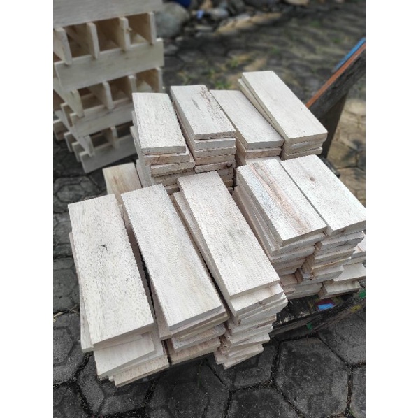 Jual Kayu Sengon laut Albasia Tebal 2cm Lebar 10cm Panjang 20-40cm ...