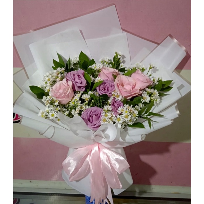 Jual buket bunga mawar segar / buket wisuda / frash rose bouquet ...